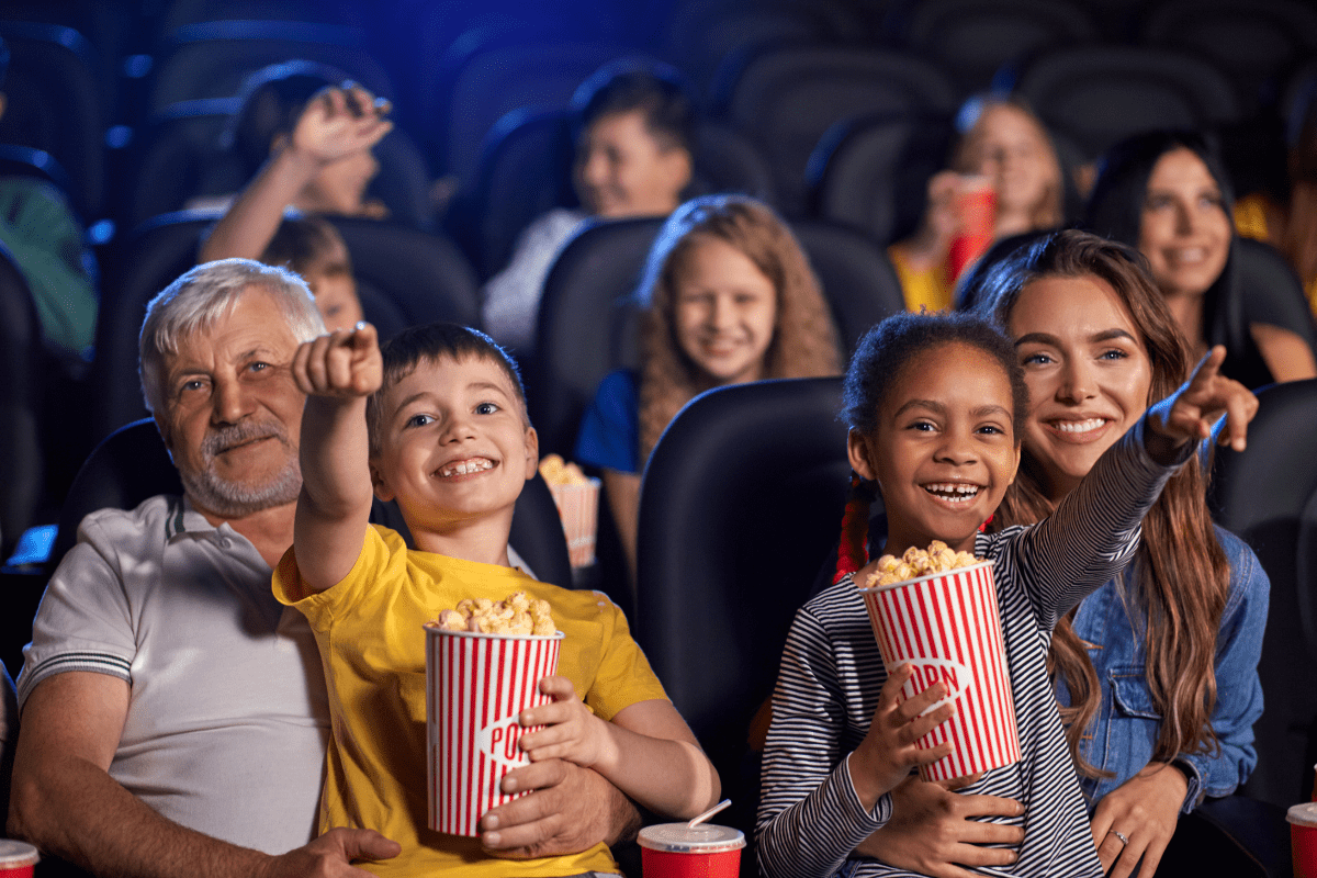 Cinéma : à partir de quel âge peut-on y emmener nos enfants
