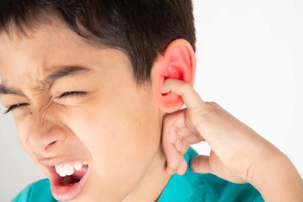 L'otite chez les enfants : quand faut-il envisager un drain d'oreille